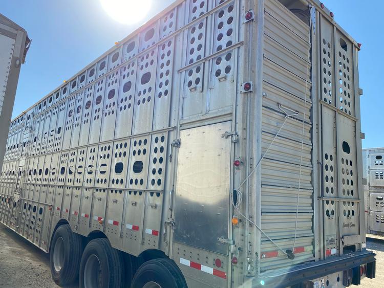 Livestock Network | Cattle Trailers For Sale | Cattle Trucking Jobs ...