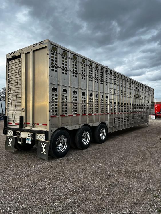 Livestock Network | Cattle Trailers For Sale | Cattle Trucking Jobs ...
