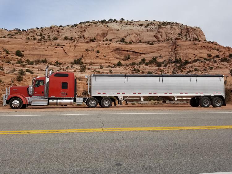 Livestock Network | Cattle Trailers For Sale | Cattle Trucking Jobs ...