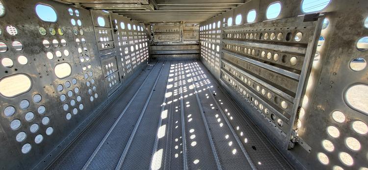 Livestock Network | Cattle Trailers For Sale | Cattle Trucking Jobs ...